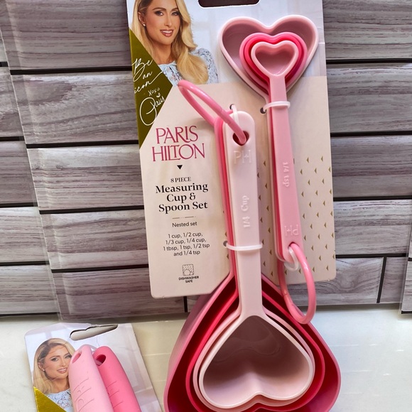 Paris Hilton | Kitchen | Paris Hilton Heart Measuring Spoons And ...